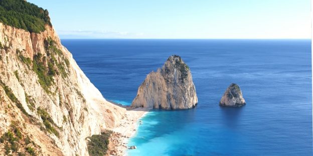 Mizithres eilandjes bij Zakynthos - Griekenland.net