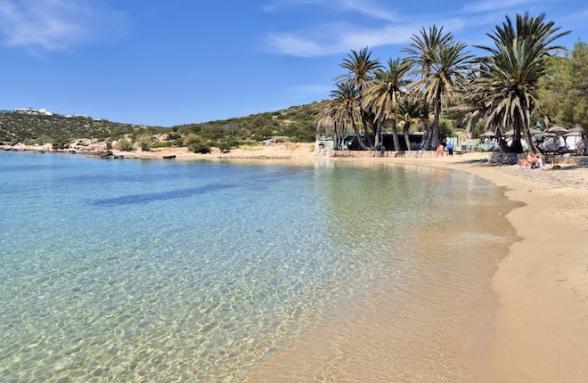 Agia Irini beach Paros - vakantie en tips - Griekenland.net